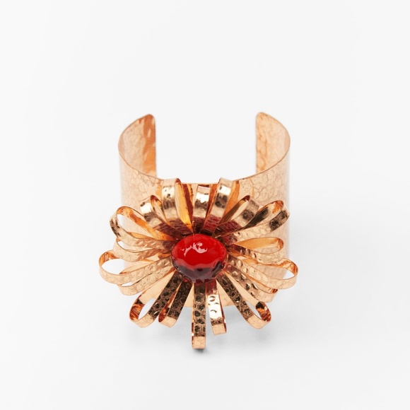 Zara | Jewelry | Zara Limited Edition Bohemian Metallic Floral Bracelet ...